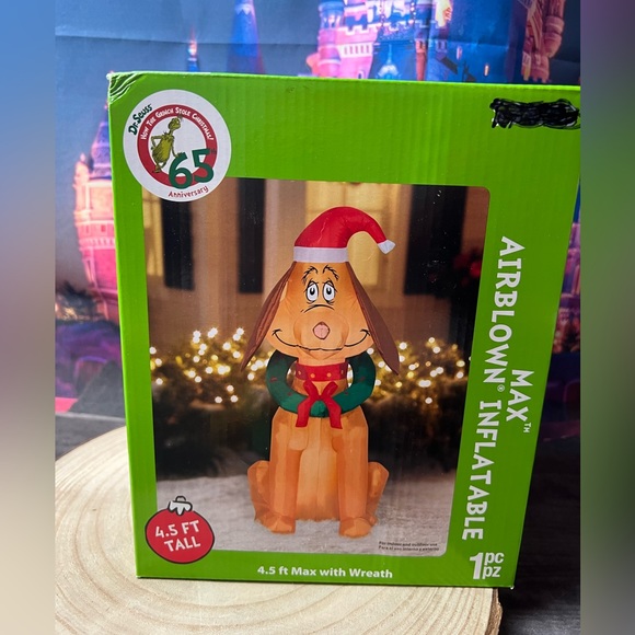 Dr. Seuss | Holiday | The Grinch Max Dog Wwreath Airblown Inflatable 45 ...